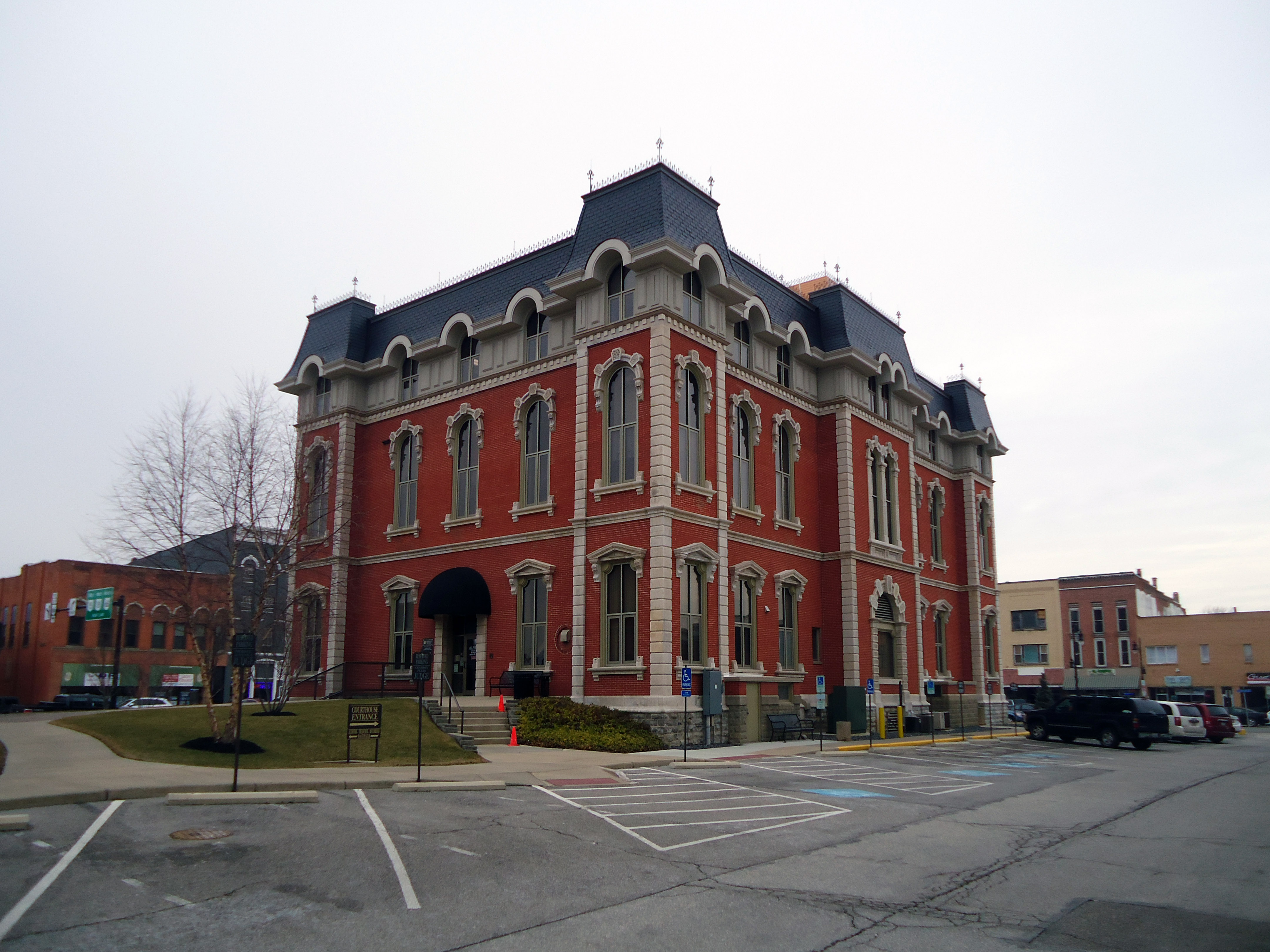 The Defiance County, Ohio Courthouse (1873-) | Ted Shideler