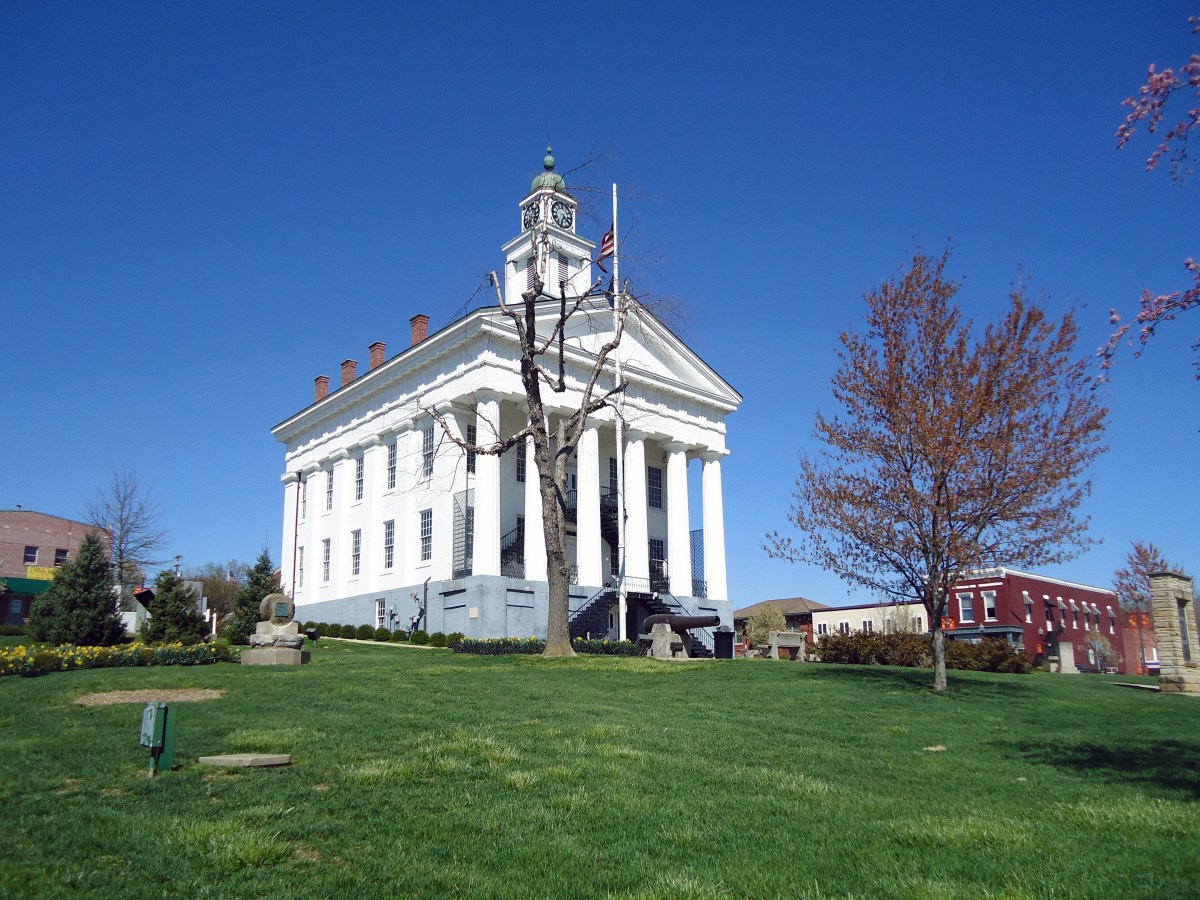 The Orange County Courthouse in Indiana (1850-) | Hiding in Plain Sight