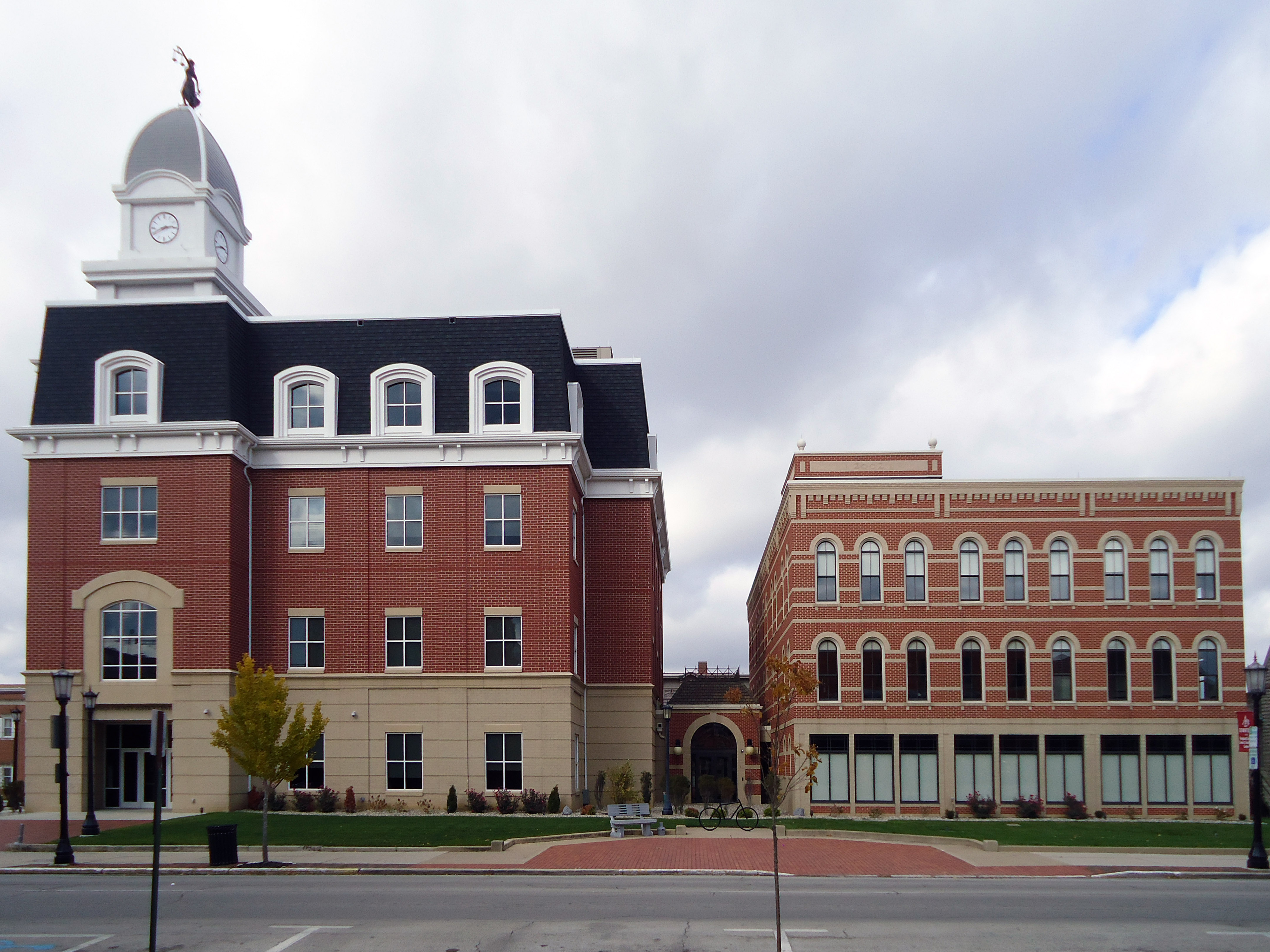 The Seneca County Courthouse in Ohio (2017-) | Hiding in Plain Sight