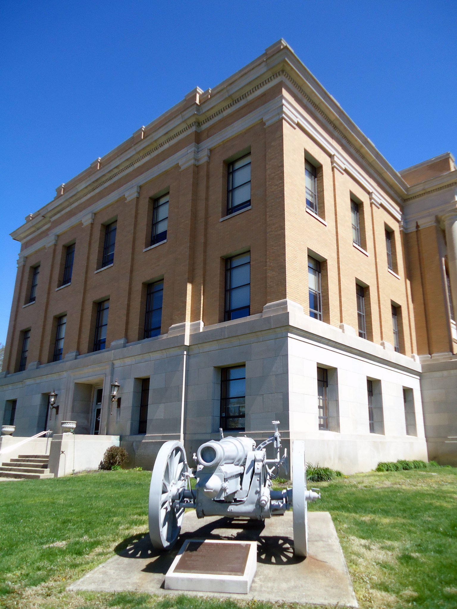 The Harrison County, Indiana Courthouse (1929-) | Hiding in Plain Sight