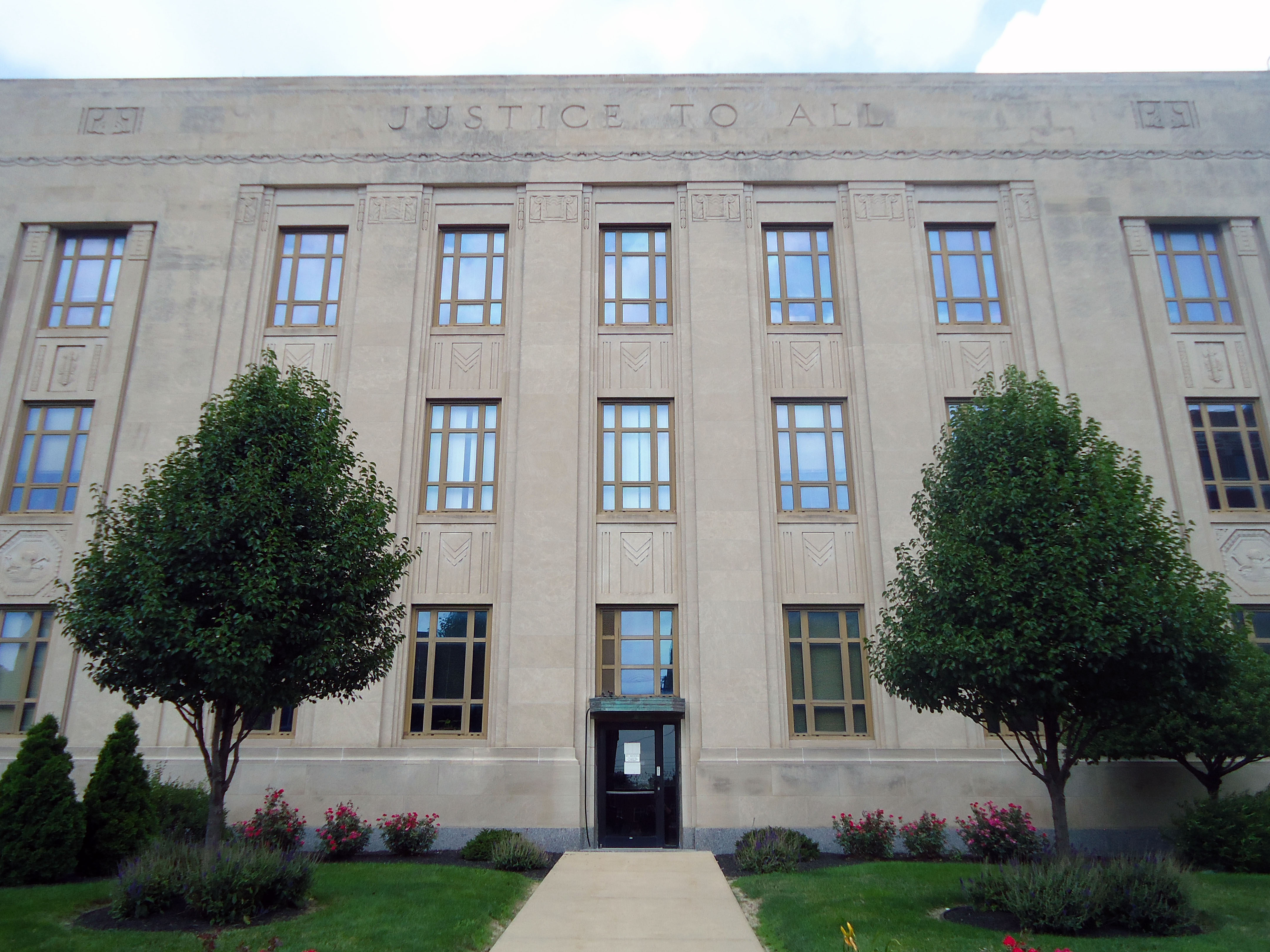 The Howard County Courthouse in Indiana (1937-) | Hiding in Plain Sight