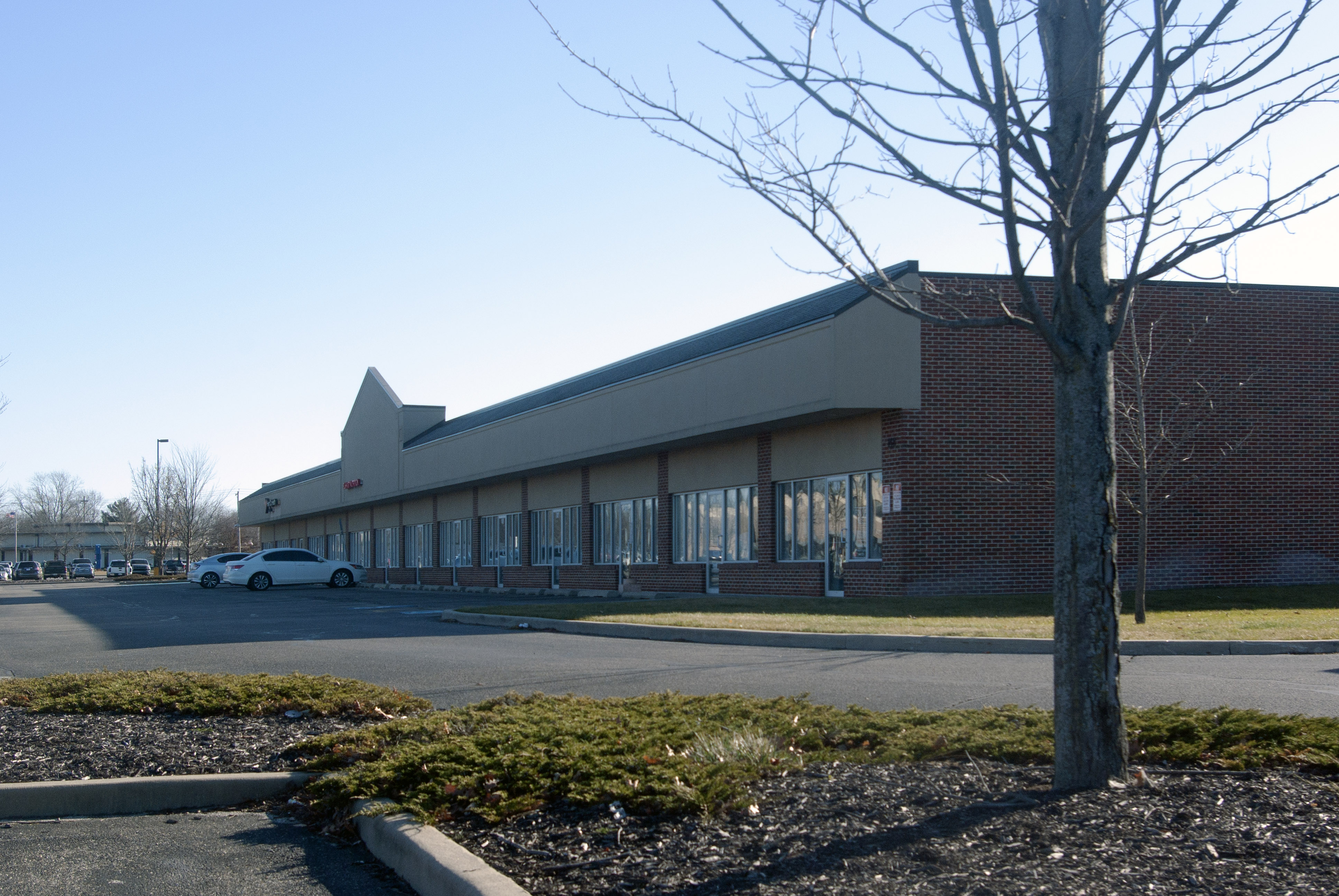 The Pierre Moran Mall in Elkhart: Resting -and Rusting- in Pieces ...