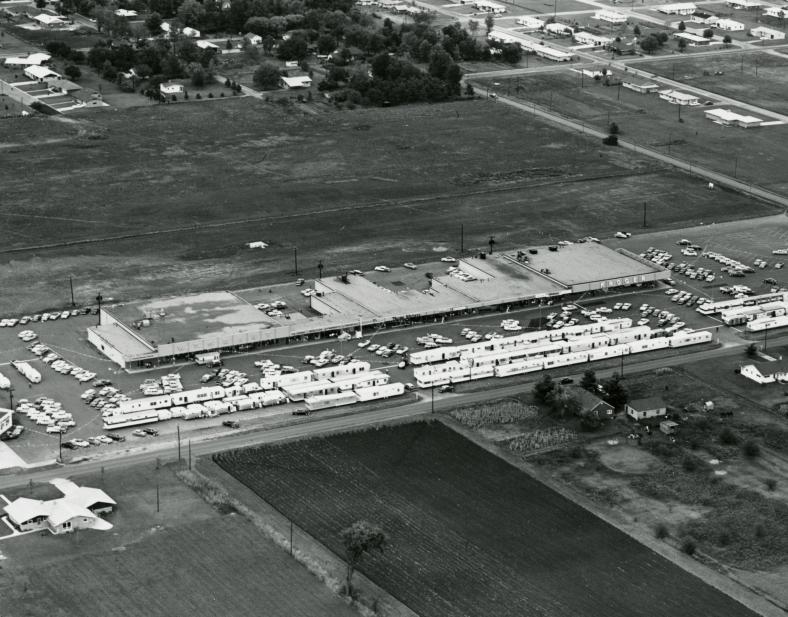 The Pierre Moran Mall in Elkhart: Resting -and Rusting- in Pieces ...