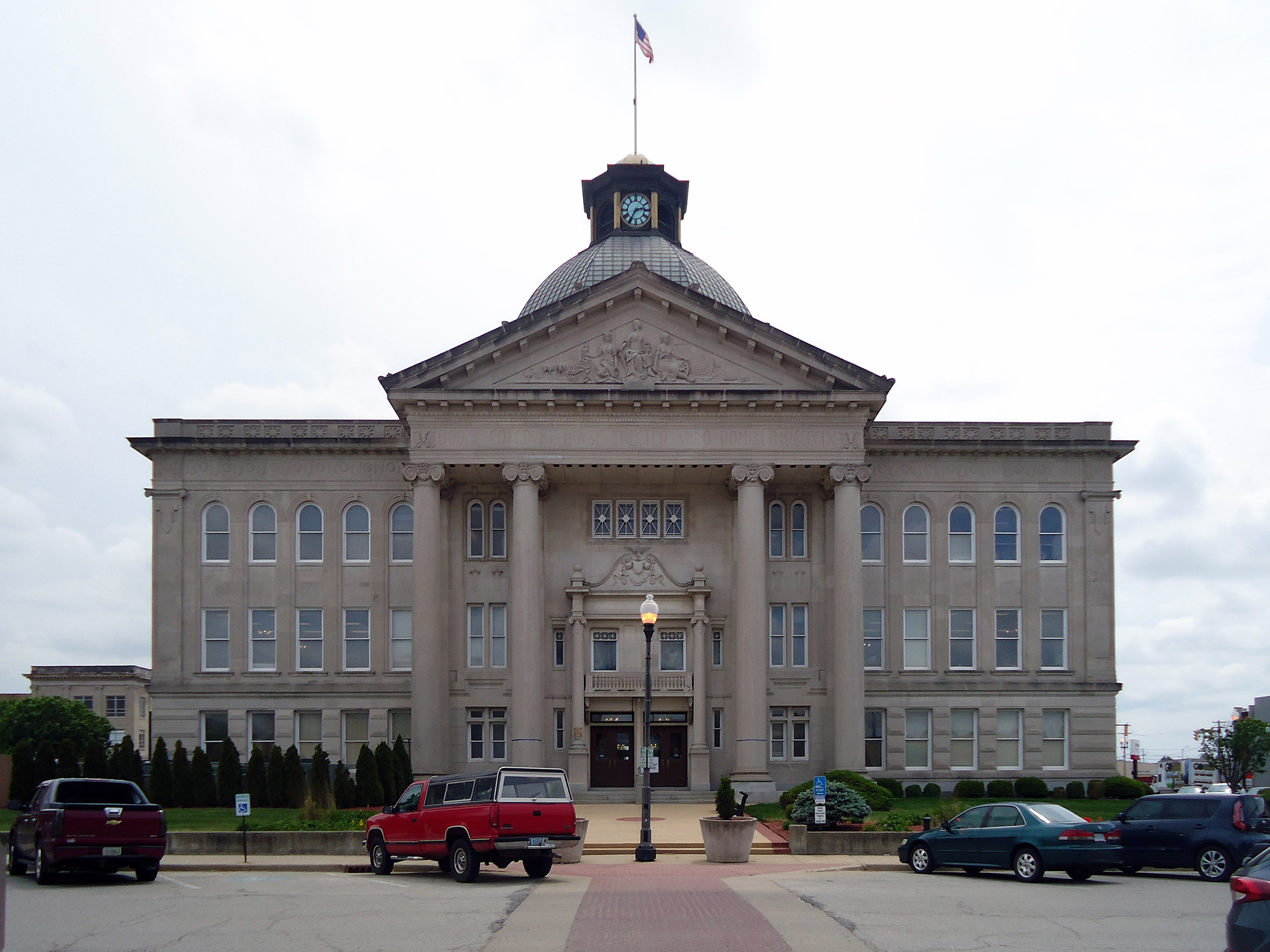 The Boone County Courthouse in Indiana (1911-) | Hiding in Plain Sight