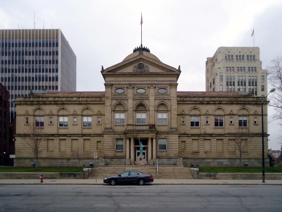 The St. Joseph County, Indiana Courthouse (1898-1969, 1971-) | Hiding ...