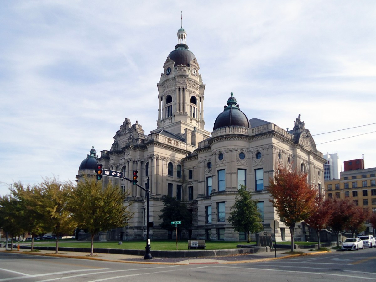 The Vanderburgh County, Indiana Courthouse (1891-1969) | Hiding in ...