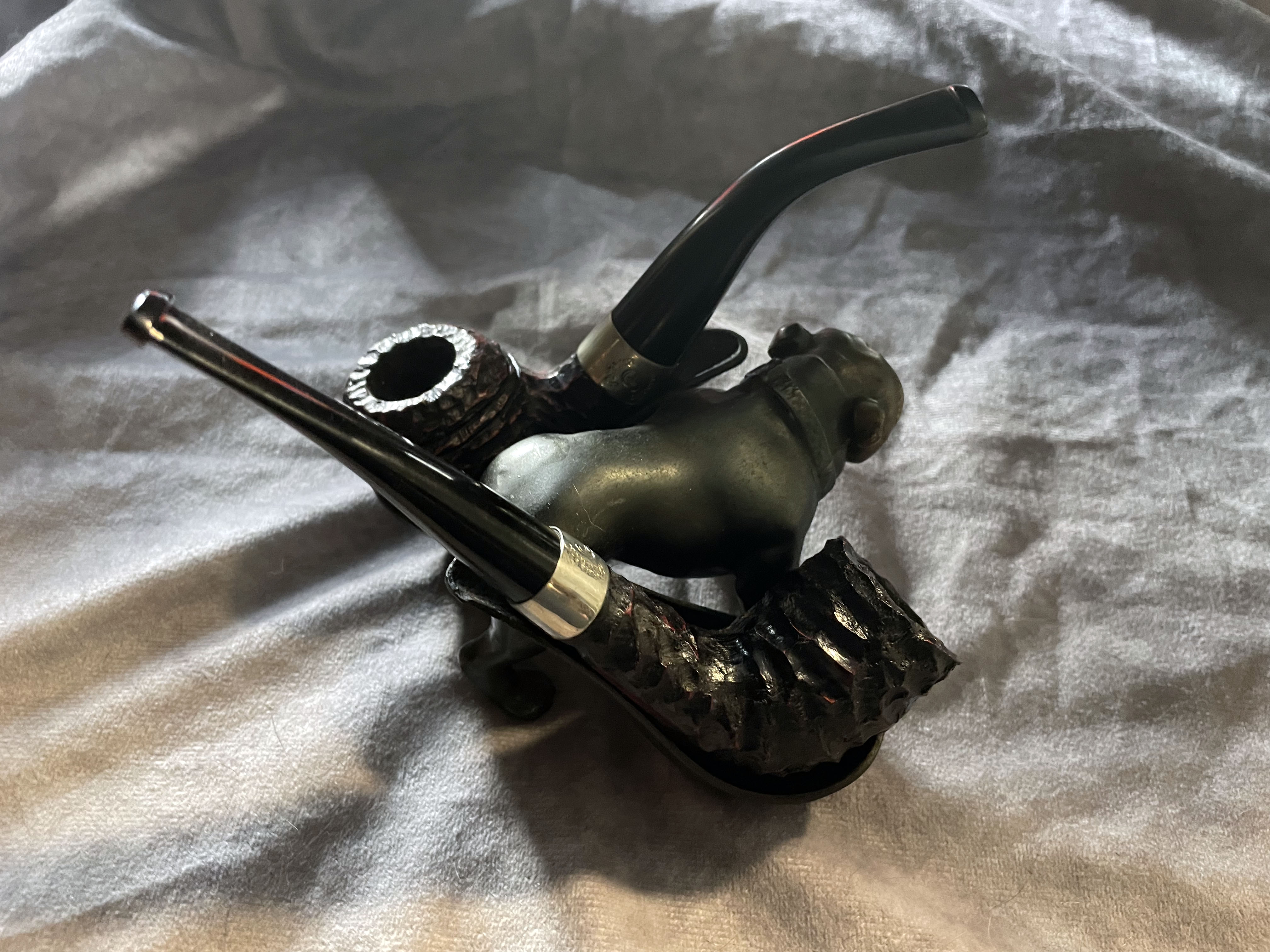 A cat introduced me to Peterson’s 268 “Zulu” pipe shape | Hiding in ...