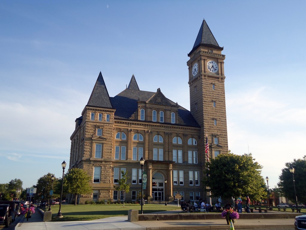Indiana’s ten tallest courthouses | Hiding in Plain Sight