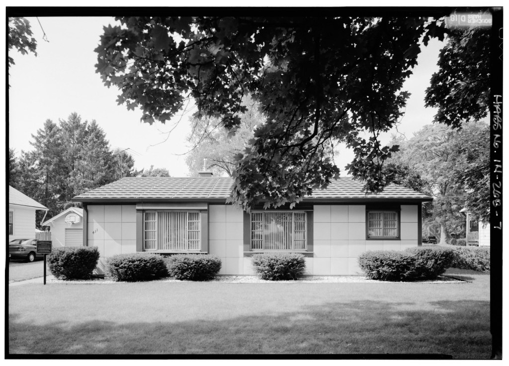 Muncie’s Lustron legacy | Hiding in Plain Sight
