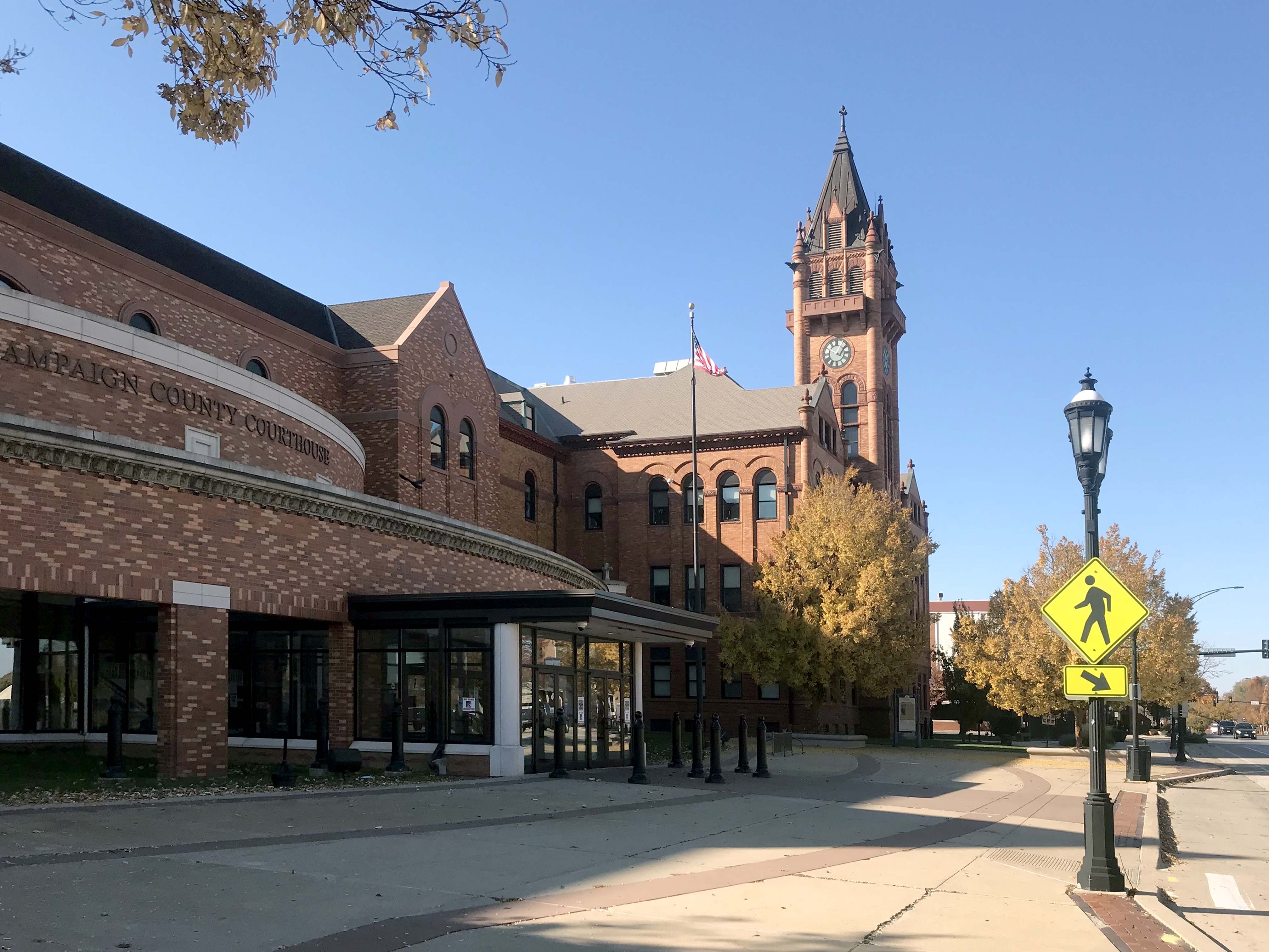 The Champaign County Courthouse in Illinois (1901/2002-) | Hiding in ...