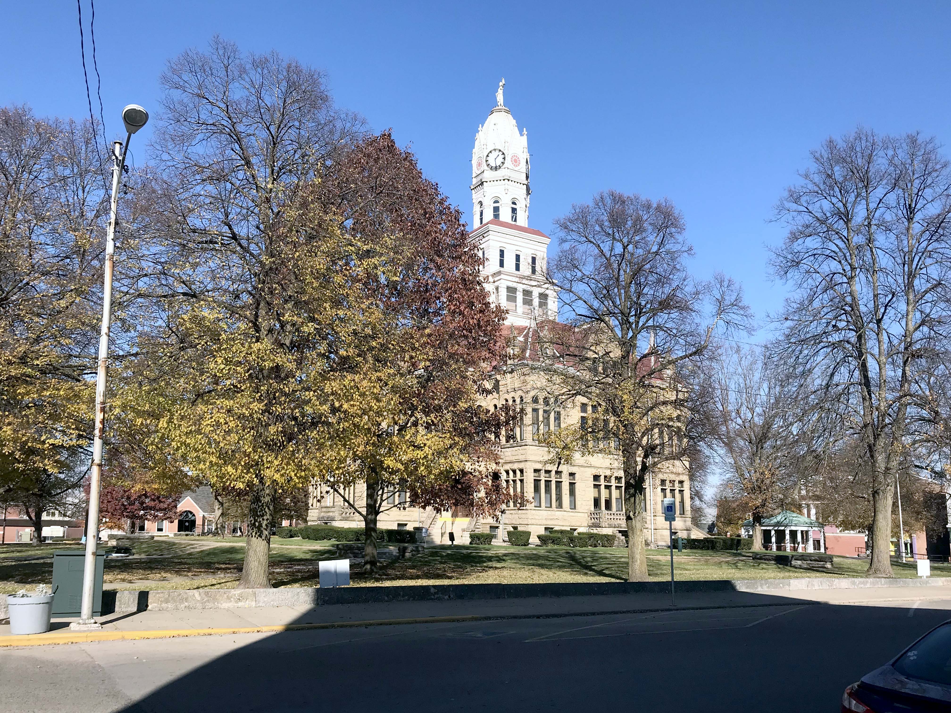 The Edgar County Courthouse in Illinois (1893-) | Hiding in Plain Sight