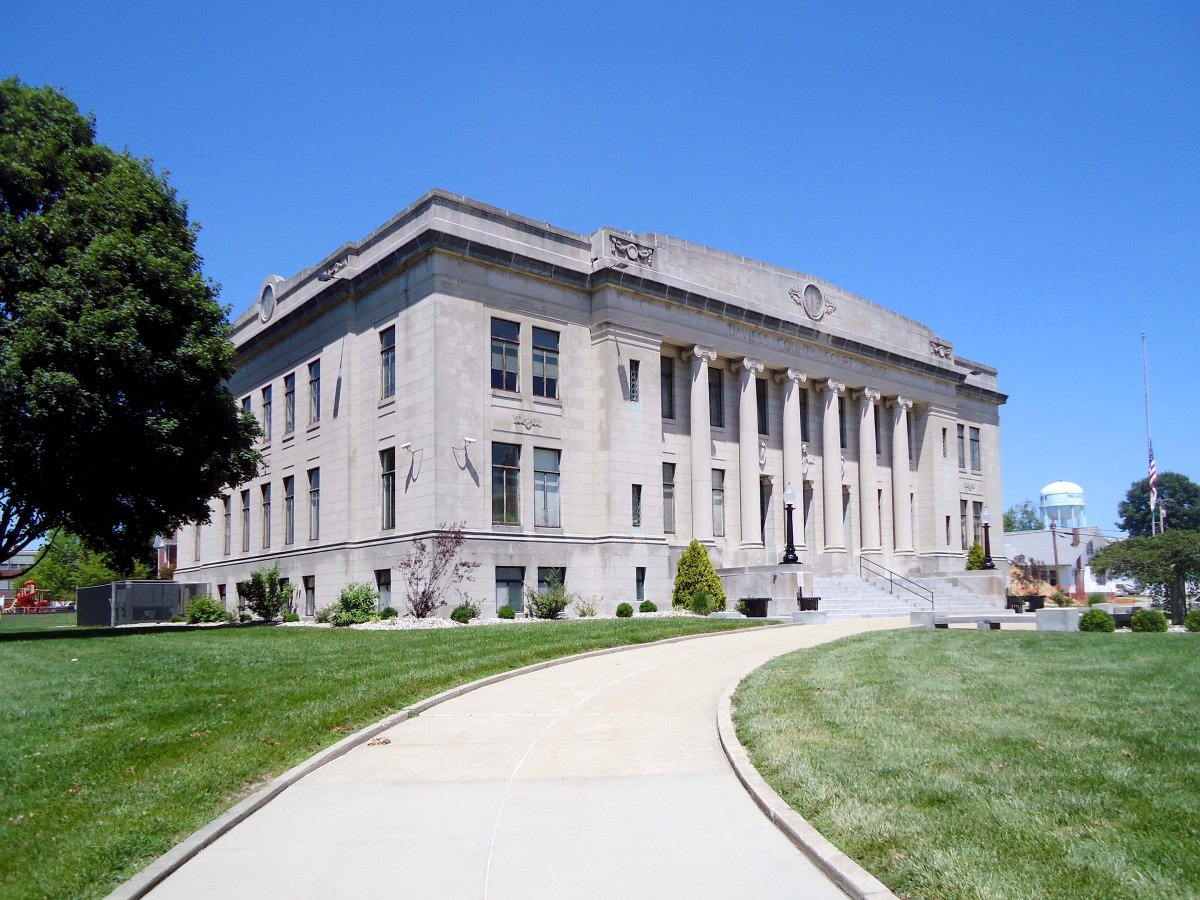 The Daviess County, Indiana Courthouse (1929-) | Hiding in Plain Sight