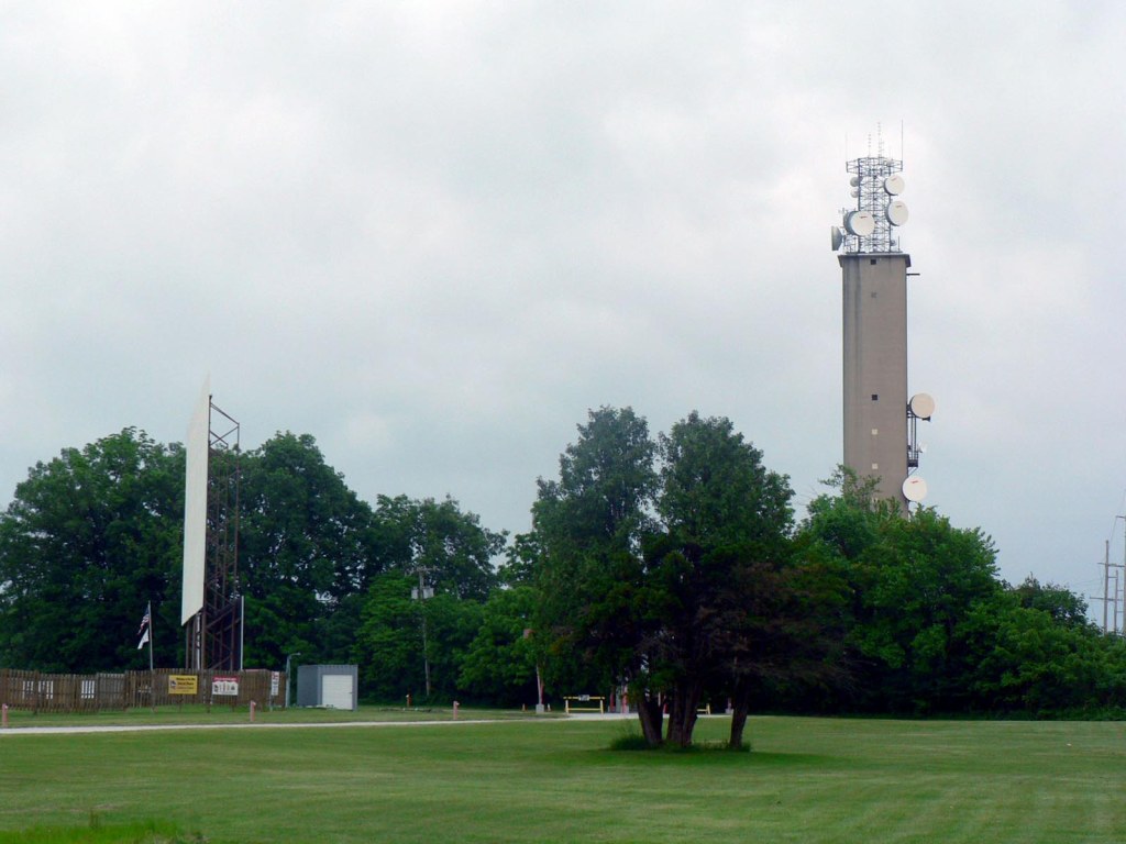 Valparaiso’s old Long Line tower | Hiding in Plain Sight